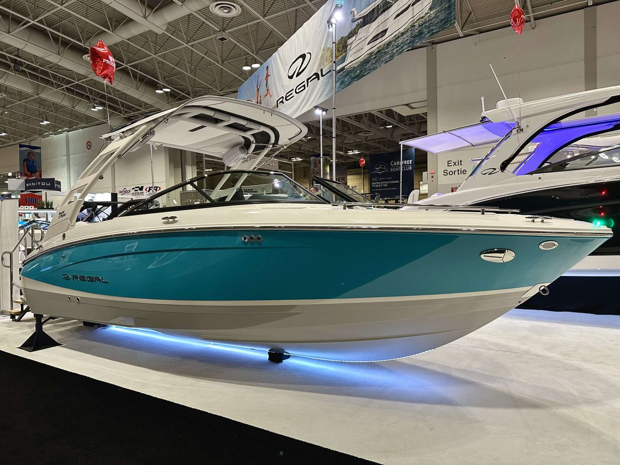 Hot Hull Colours: Seas of Blue - Canadian Boating