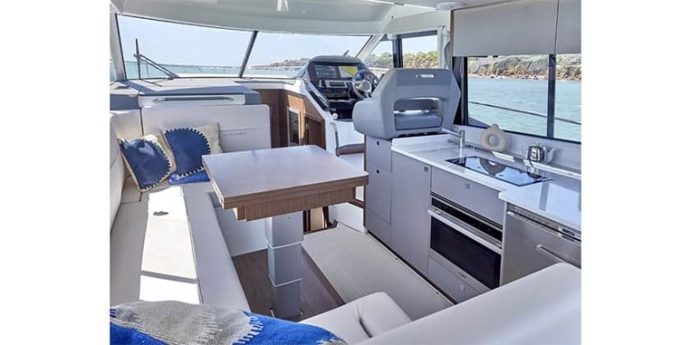 The New Beneteau Antares 12 Perfect for Canadian Waters
